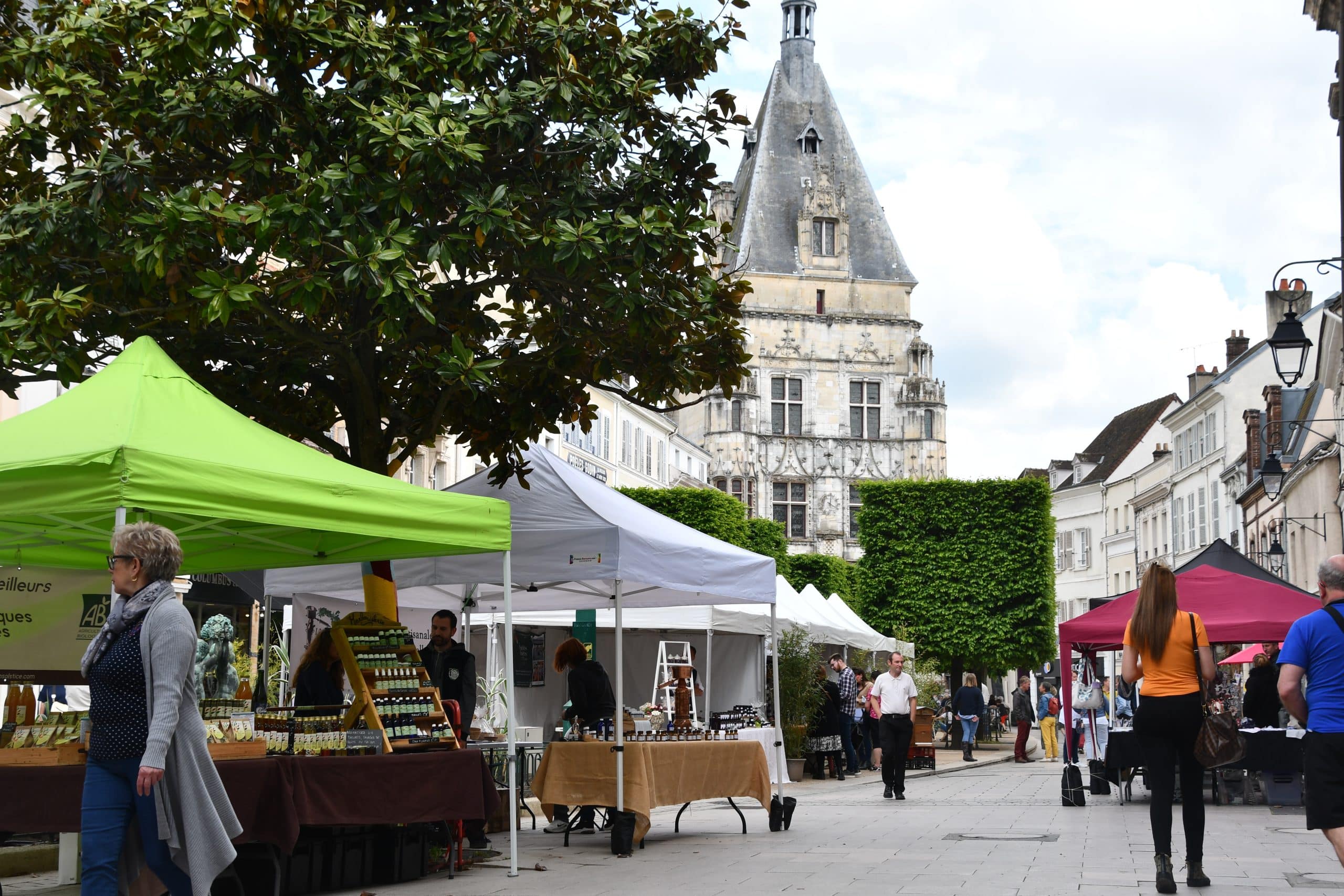 Le marché des créateurs et producteurs revient en centre-ville - Dreux